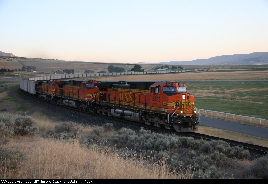 BNSF 5305